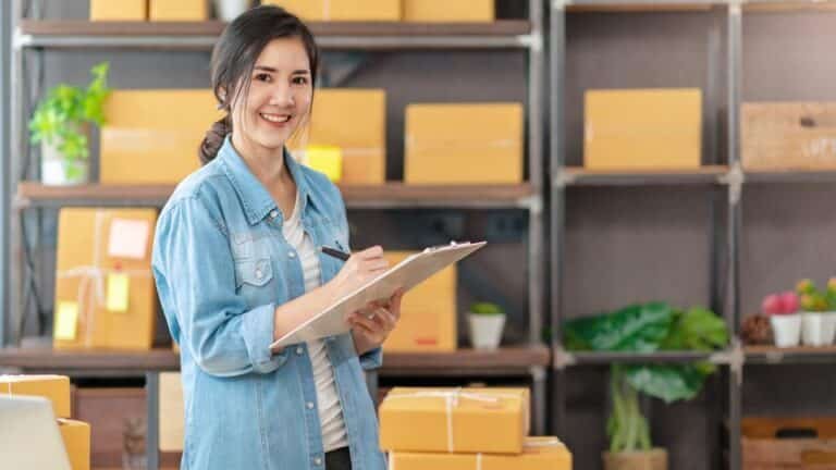 Inventory Management in Apparel Industry (2024)